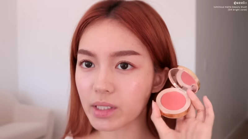 ရှင်းရှင်းလေးနဲ့လှတဲ့ Fresh & Light Makeup Look ပြင်နည်း