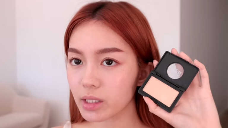 ရှင်းရှင်းလေးနဲ့လှတဲ့ Fresh & Light Makeup Look ပြင်နည်း